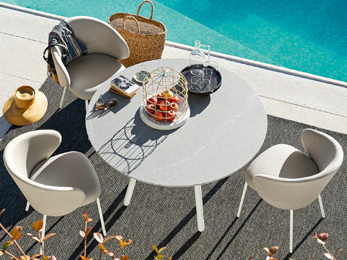 Yo! Table by Connubia for Outdoor | Shop Online Lenzi Arredamenti